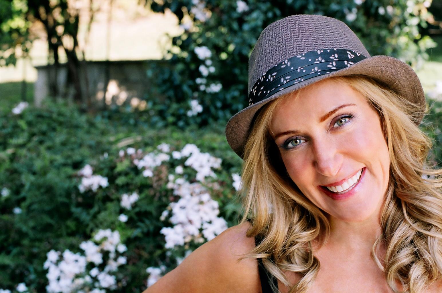 Janet Crown's Instagram, Twitter & Facebook on IDCrawl