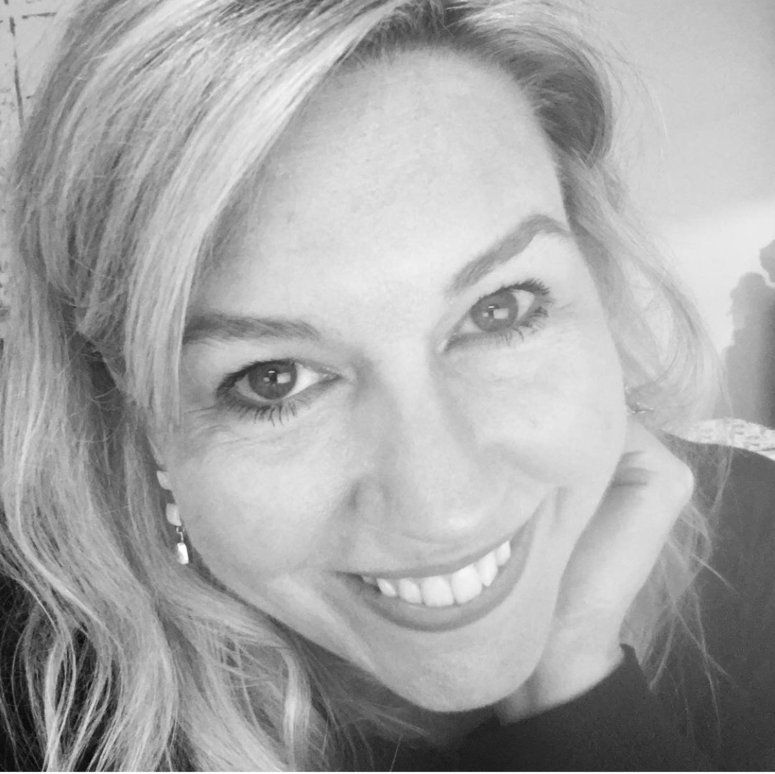 Adrienne Corn's Instagram, Twitter & Facebook on IDCrawl
