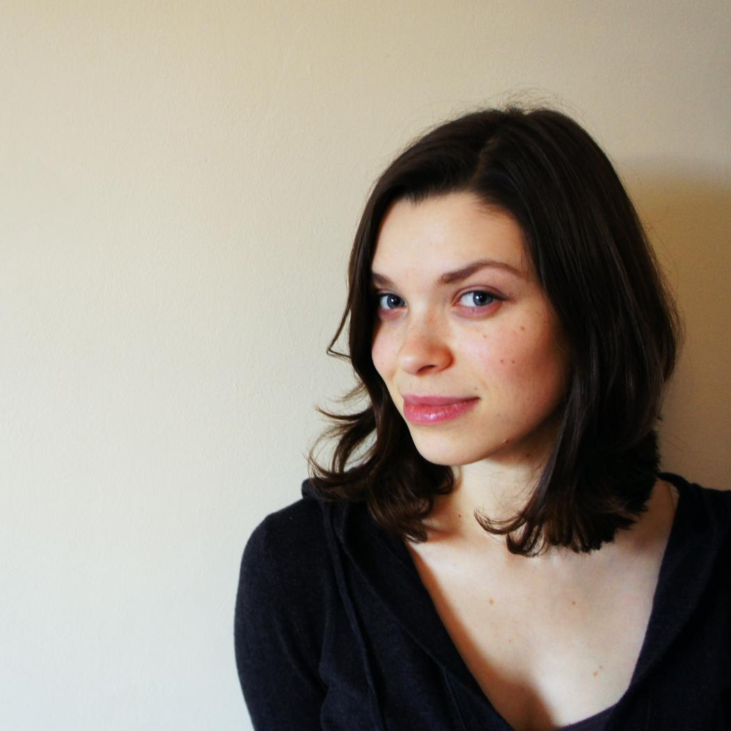 Holly Pickering's Instagram, Twitter & Facebook on IDCrawl