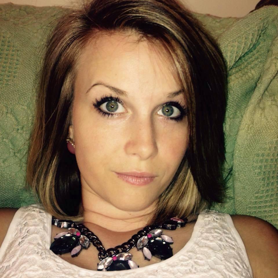 Laura Perrine's Instagram, Twitter & Facebook on IDCrawl