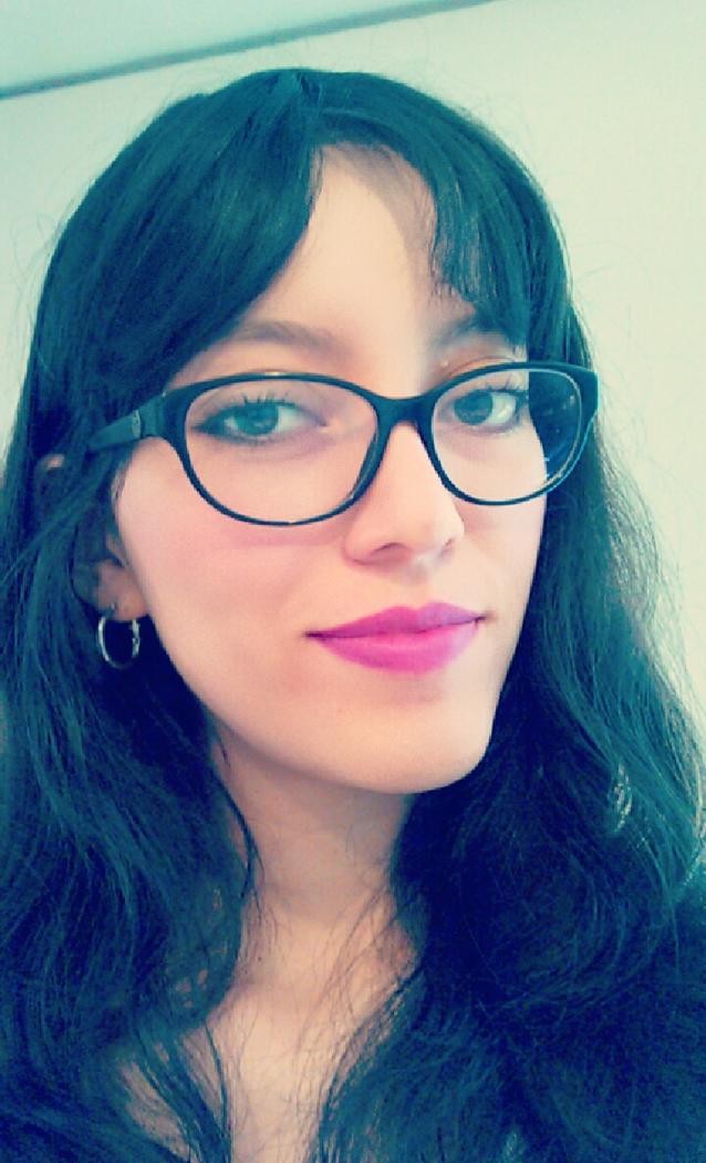 Laura Vela's Instagram, Twitter & Facebook on IDCrawl