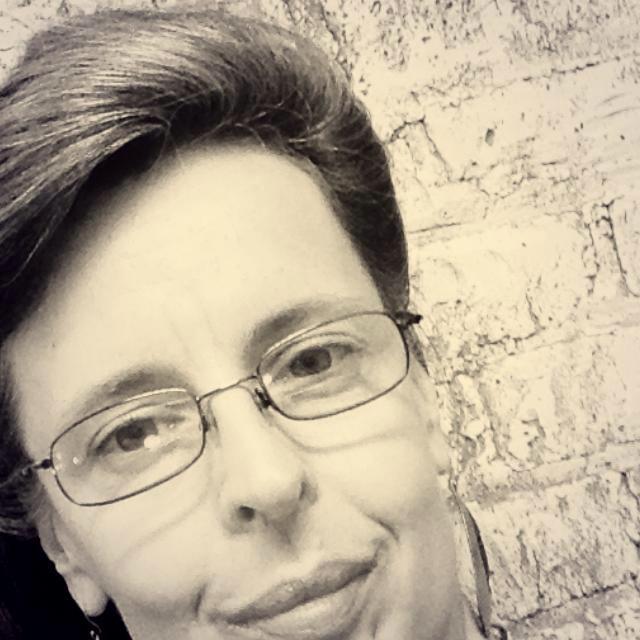 Robin Alexander's Instagram, Twitter & Facebook on IDCrawl