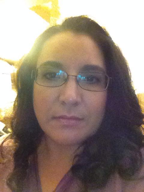 Stephanie Hutton's Instagram, Twitter & Facebook on IDCrawl