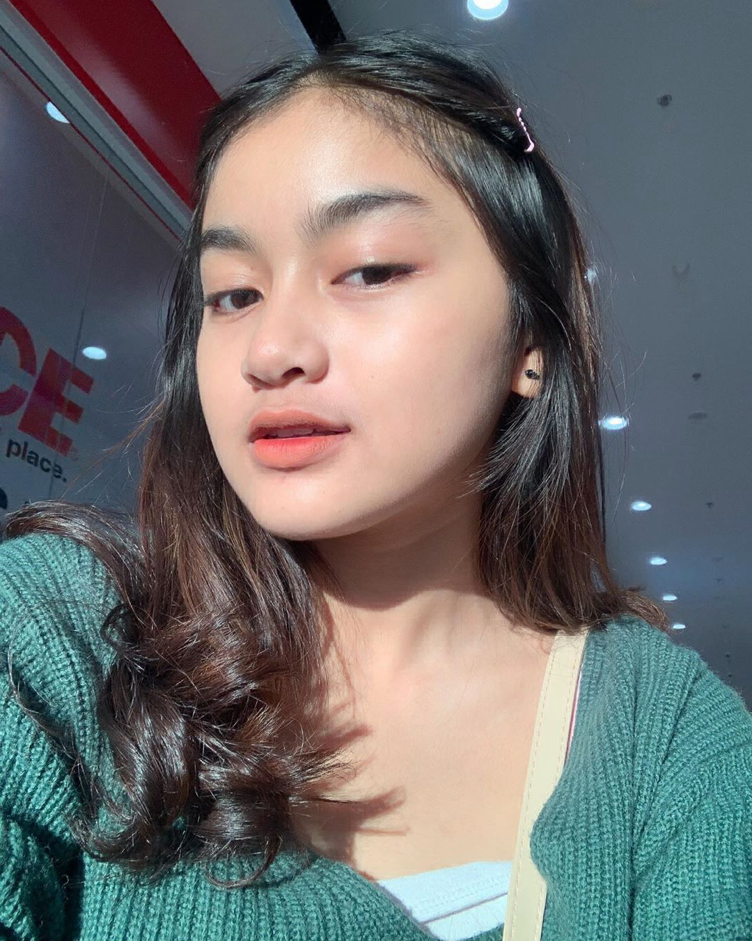 Tania Harris's Instagram, Twitter & Facebook on IDCrawl