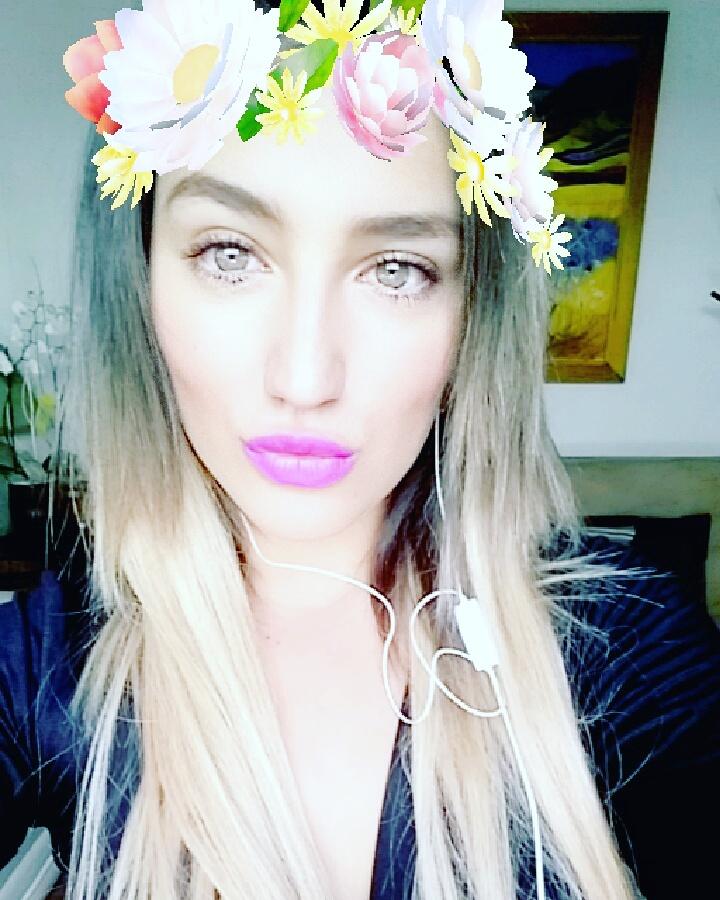 Valeria Alvarez's Instagram, Twitter & Facebook on IDCrawl